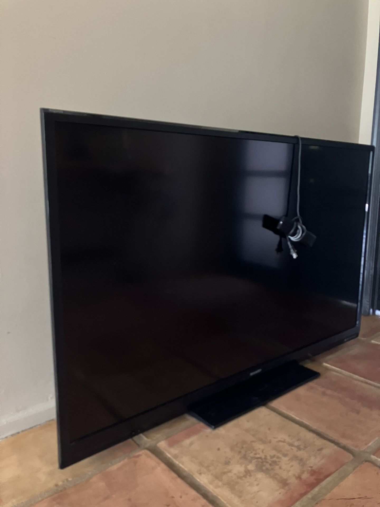 Flat Screen 55 Inch HD TV for Sale in Boca Raton, FL - OfferUp