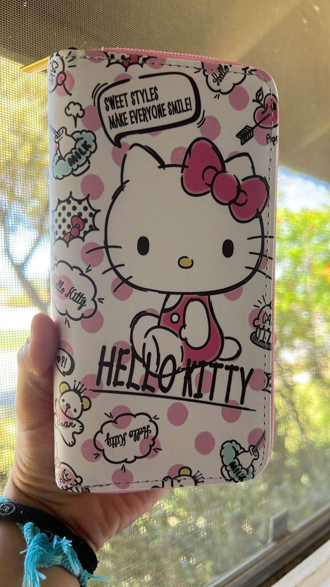 Hello Kitty Wallet for Sale in Rialto, CA - OfferUp