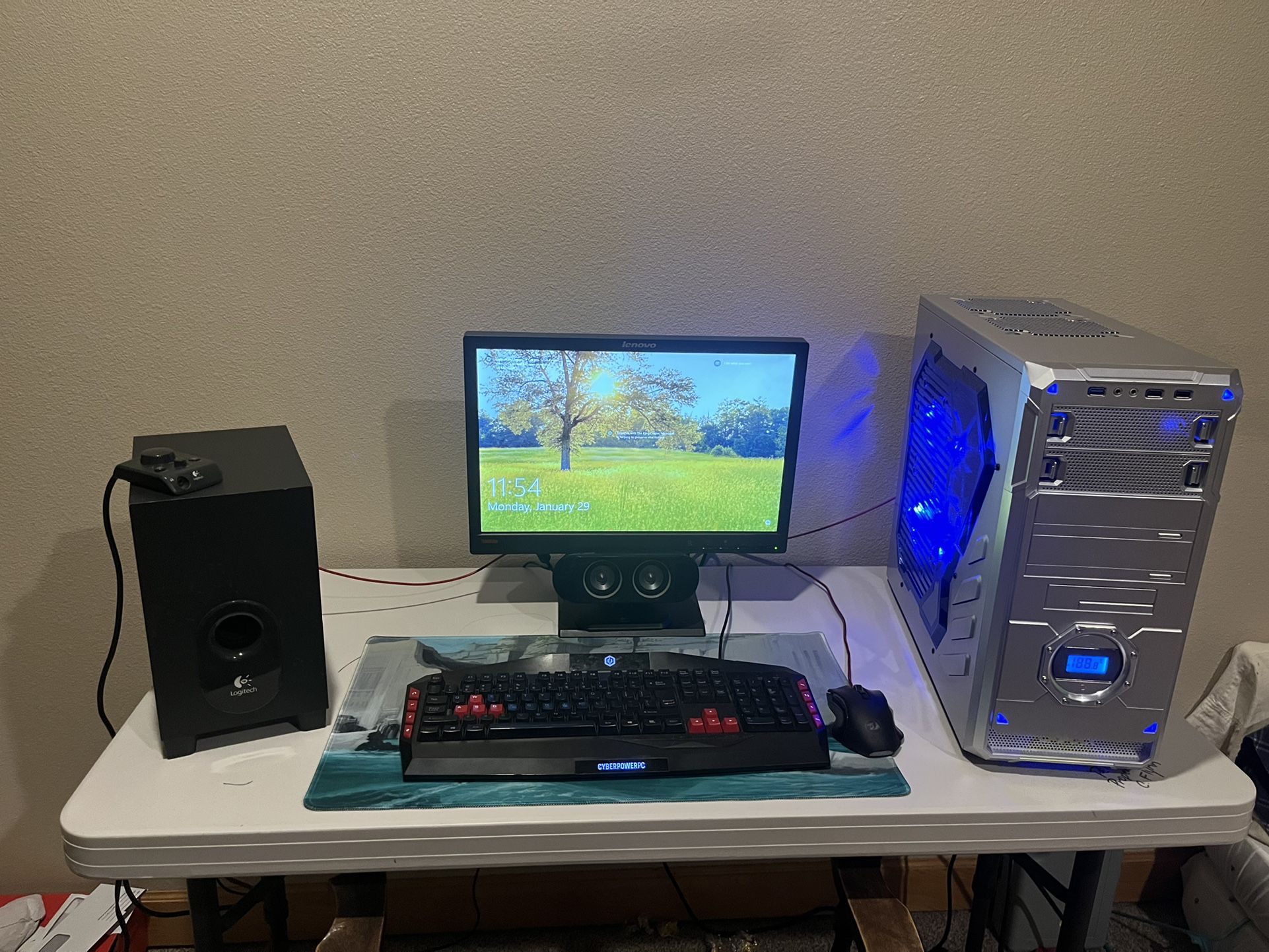 Fantastic Gaming Computer setup for Sale in Nine Mile Falls, WA - OfferUp
