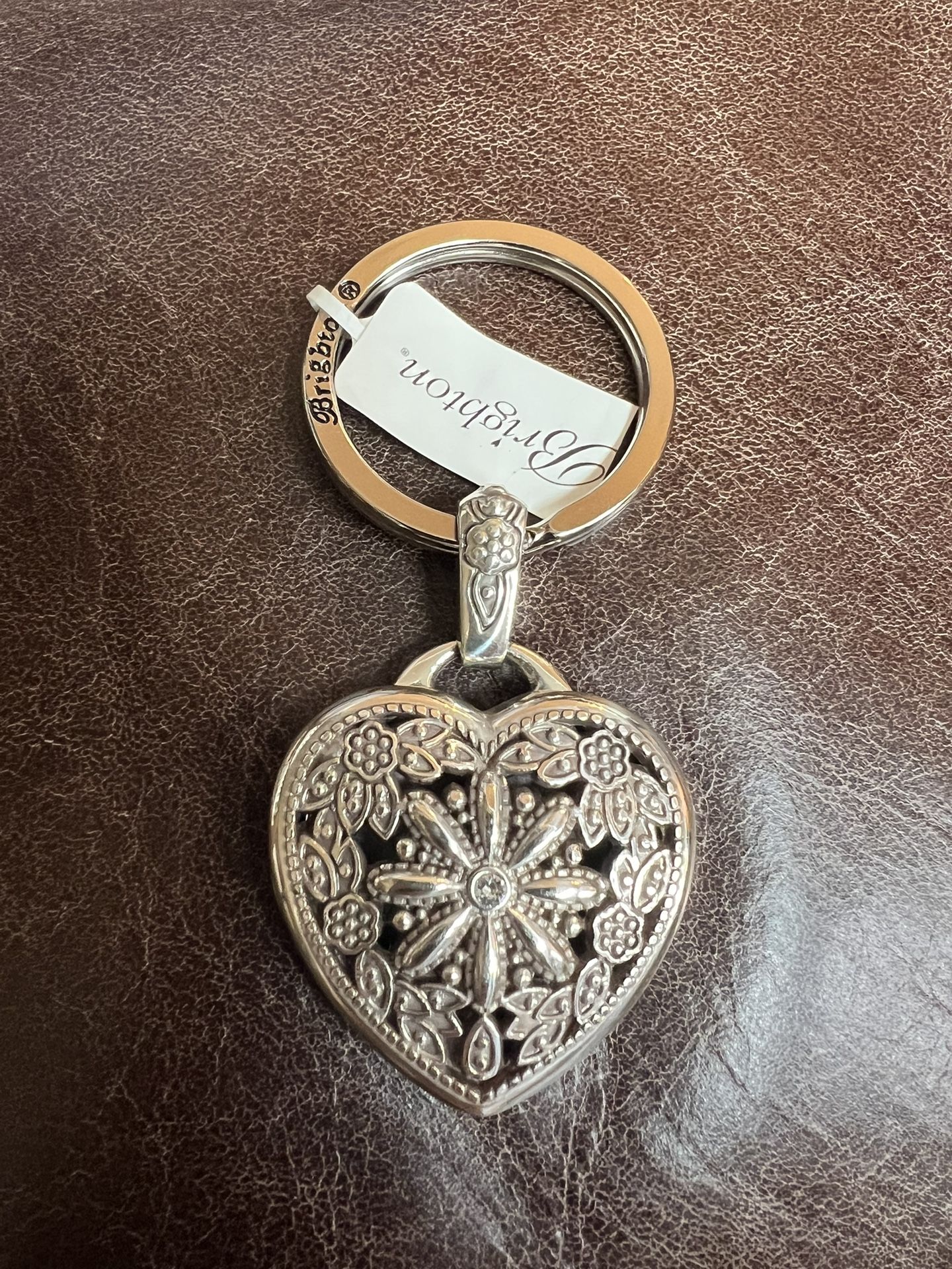 New Brighton Floral Heart Key Fob for Sale in Snohomish, WA - OfferUp