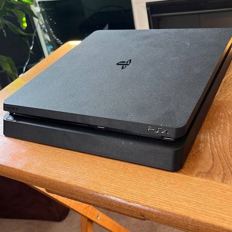 I Have A Ps4 With 12 Games With A Vr And A Steering Wheel for Sale in ...