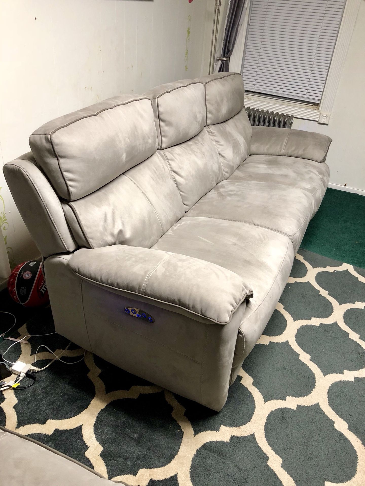 Jetson Power Reclining Sofa Console Loveseat | Cabinets Matttroy