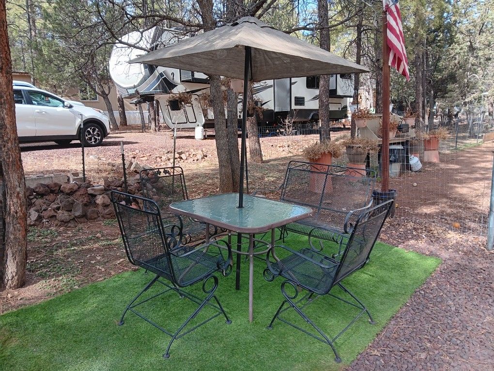 Outdoor Patio Set for Sale in Apache County, AZ - OfferUp