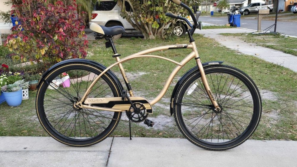 Huffy 26"Cranbrook Cruiser Bike for Sale in Riverview, FL - OfferUp