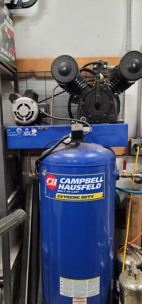Professional Shop Air Compressor for Sale in Everson, WA - OfferUp