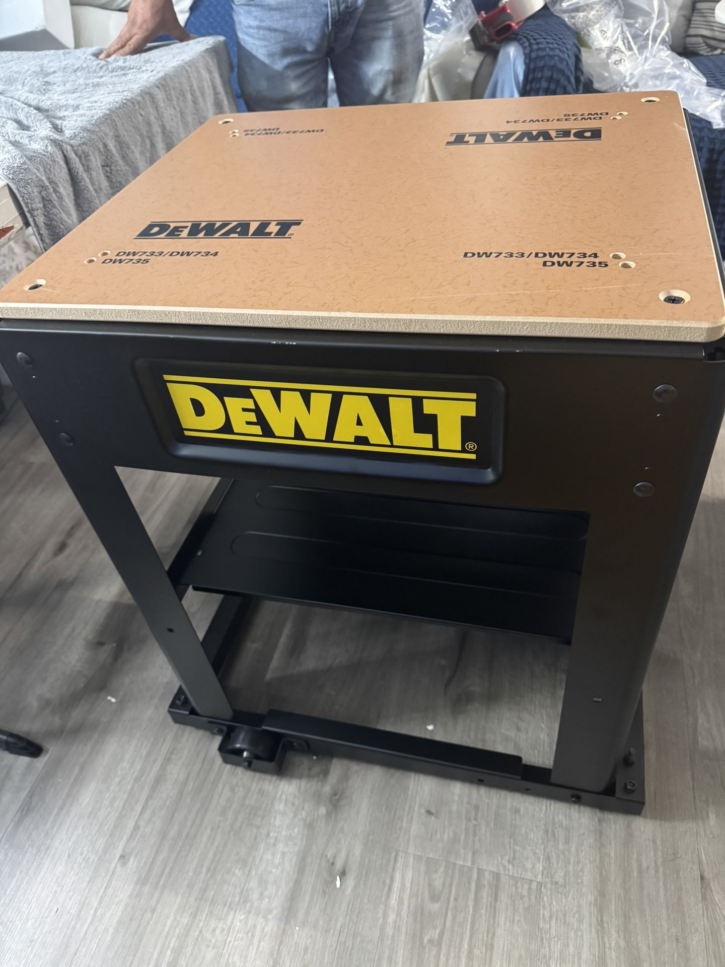 DEWALTMobile Thickness Planer Stand for Sale in Los Angeles, CA - OfferUp