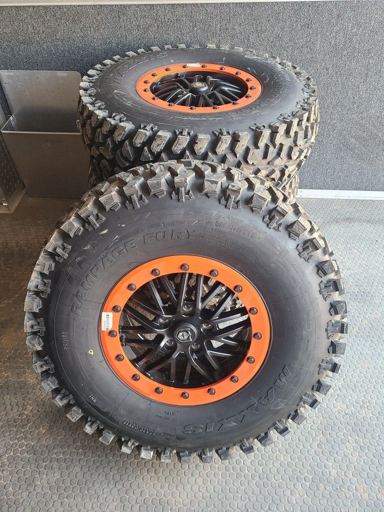 RZR Pro R Beadlock wheels and tires 32X10X15 5 Bolt - New for Sale in ...