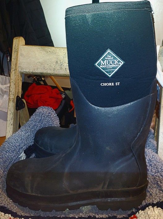 Muck Chore Steel Toe Size 10 D for Sale in Cosmopolis, WA - OfferUp