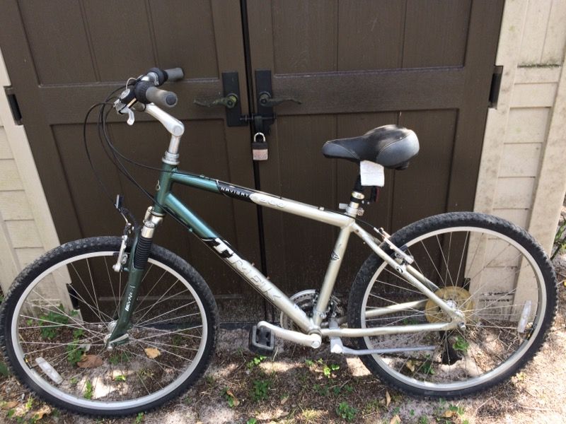 Trek 300 Mountain Bike