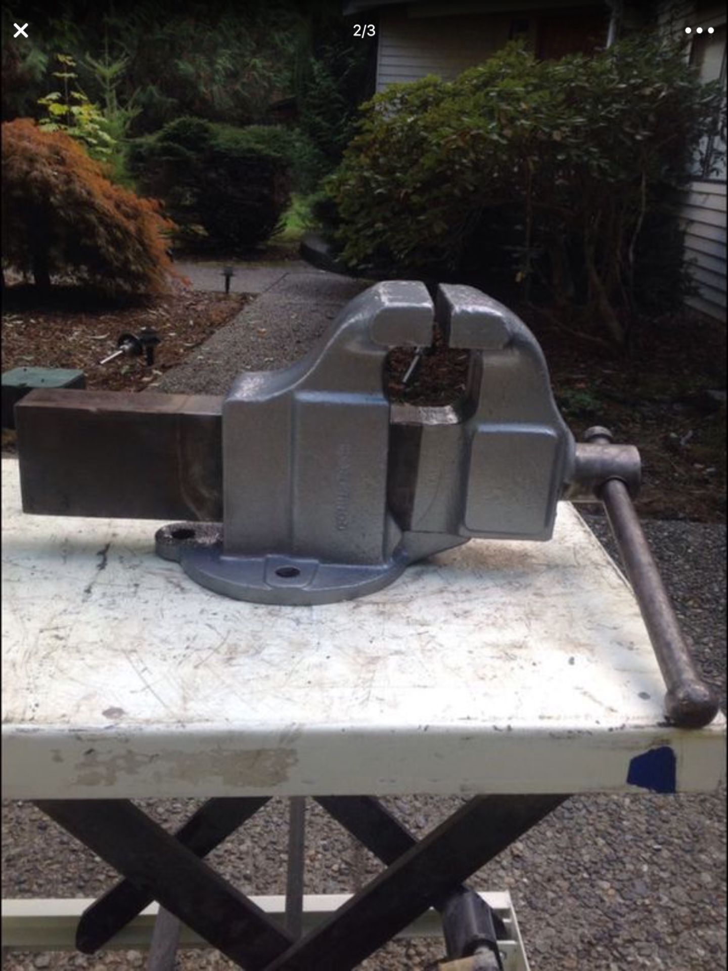 Columbian 505 Vise / 5 inch Jaws / Opens 8 inches / fixed base / 60 ...