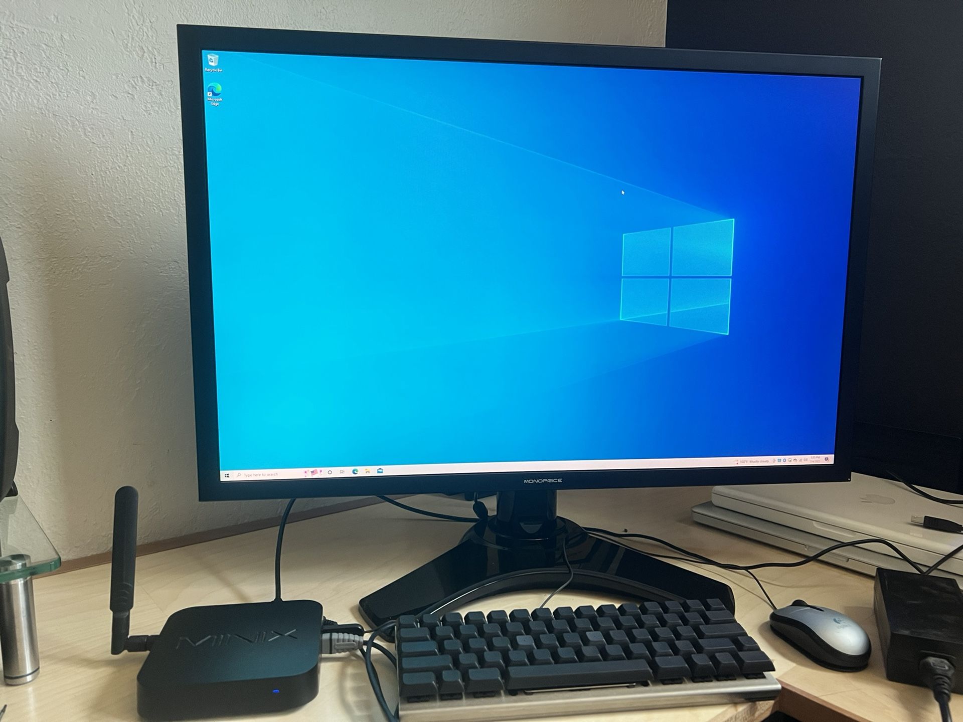 Monoprice 30” WQXGA Monitor for Sale in Phoenix, AZ - OfferUp