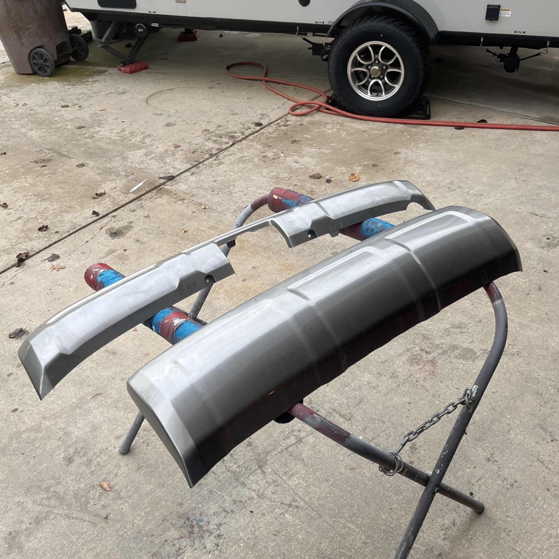5TH GEN 4RUNNER FRT&REAR VALANCE for Sale in Tulare, CA - OfferUp