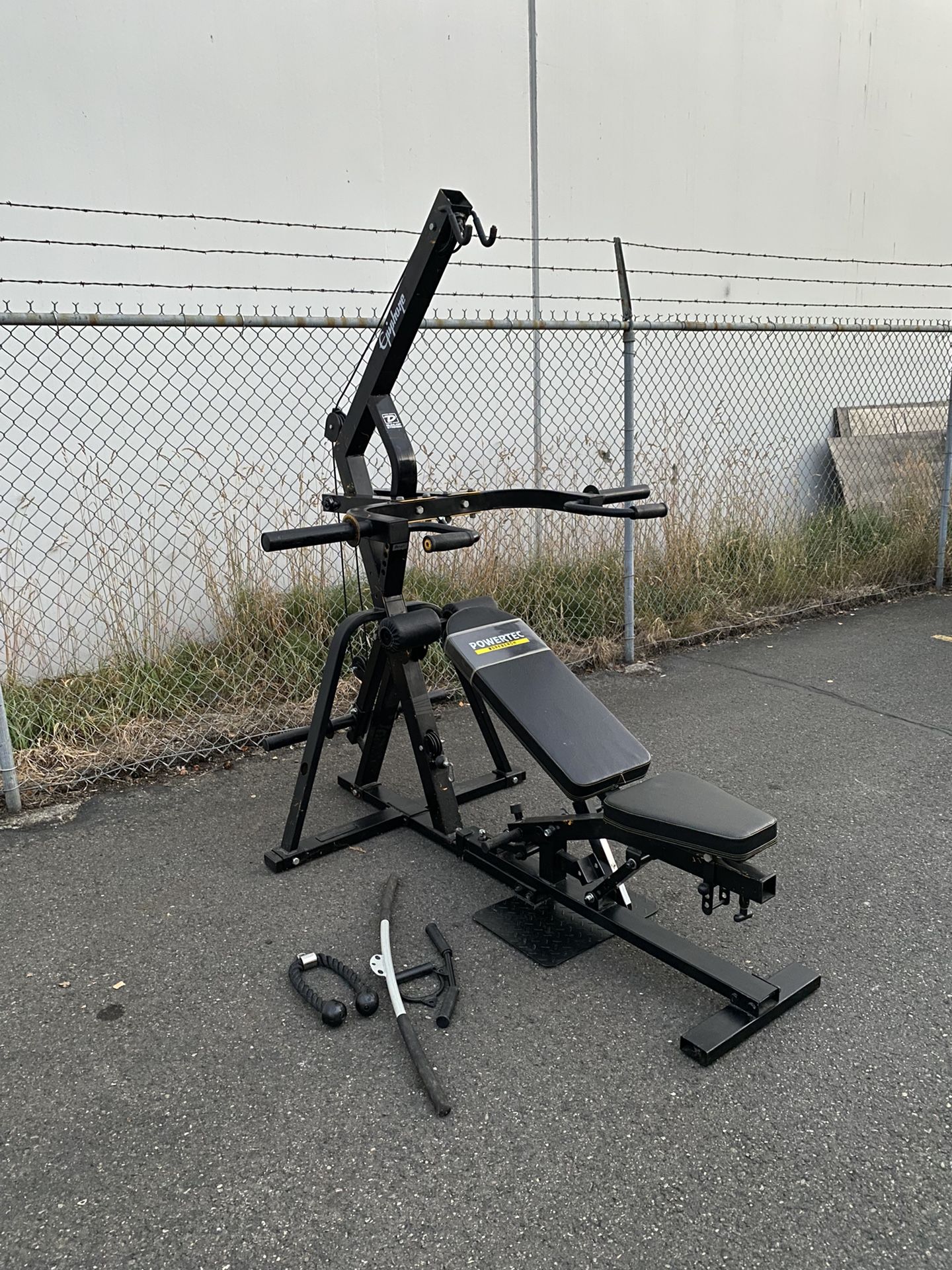 Powertec Workbench LeverGym for Sale in Federal Way, WA - OfferUp