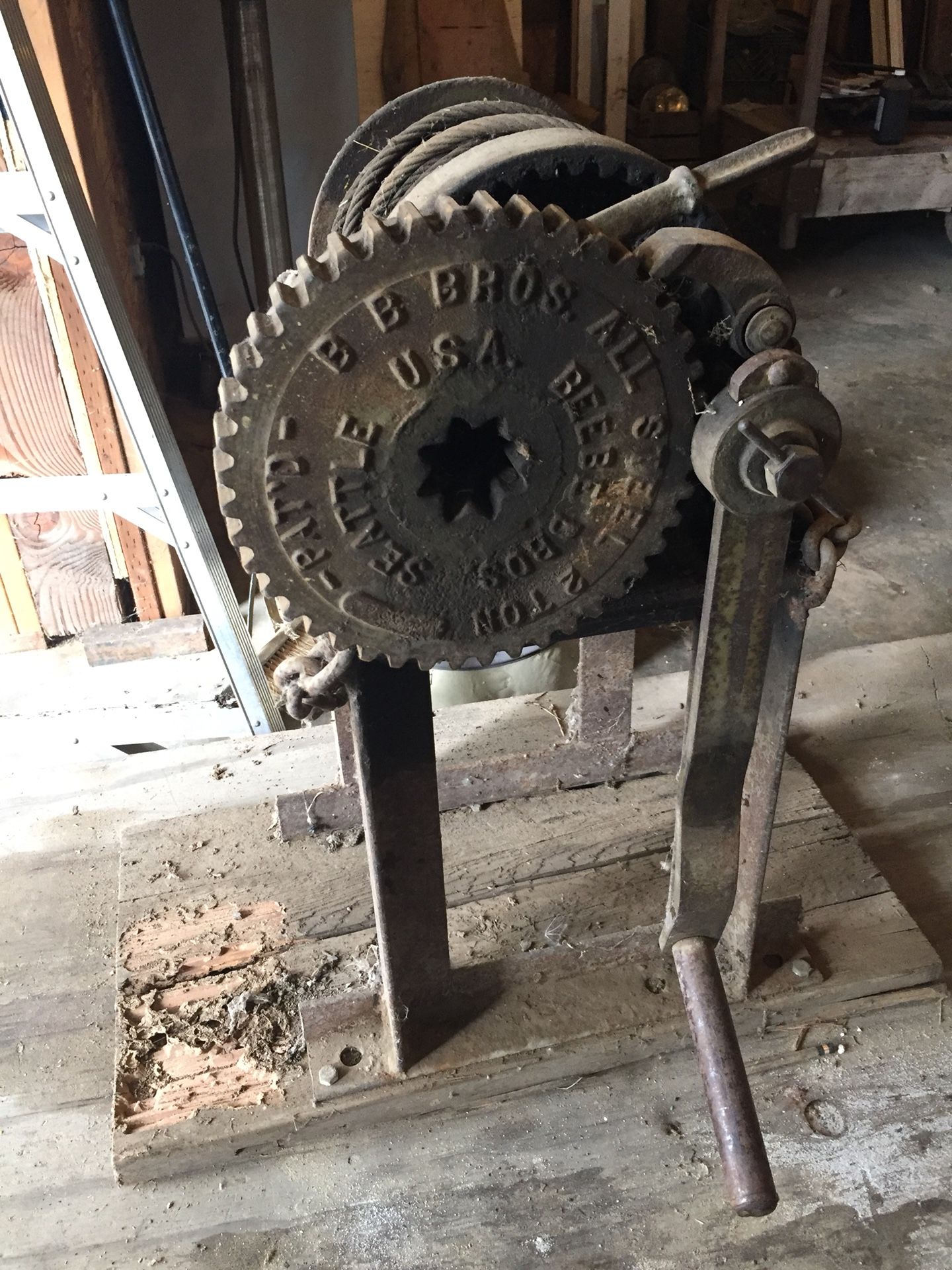 Beebe Bros 2 ton Hand Crank Winch for Sale in Chehalis, WA - OfferUp