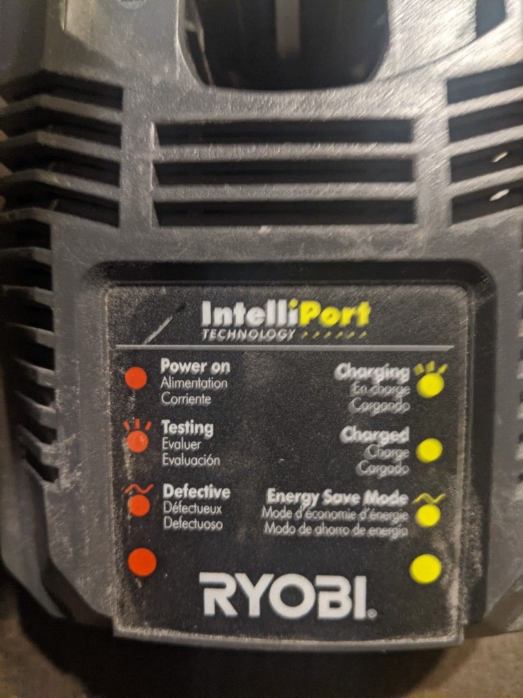 Ryobi P118 18V Battery Charger for Sale in Amarillo, TX - OfferUp