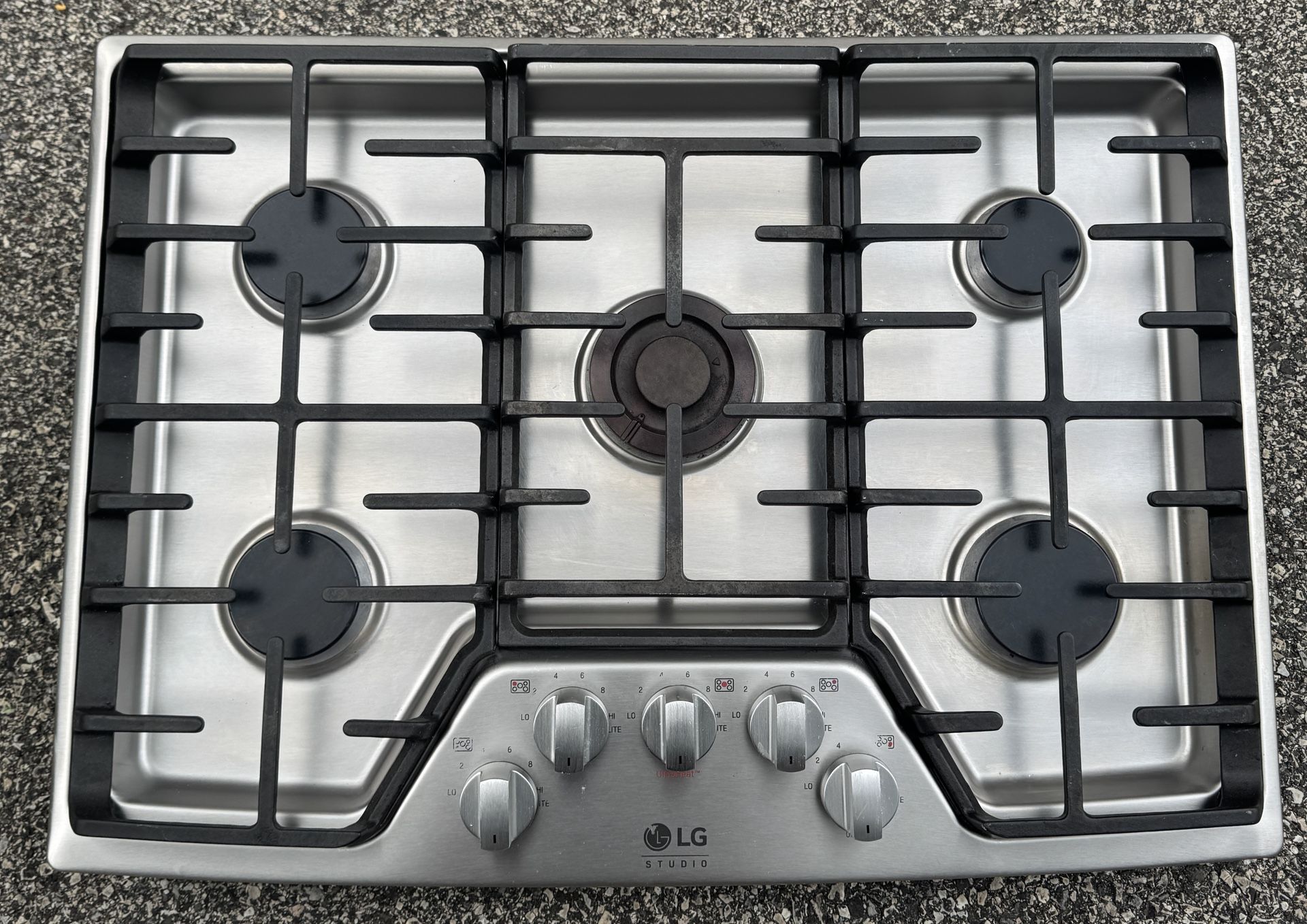 LIKE NEW CONDITION LG LSCG307ST Cooktop - Gas stainless steel with ...