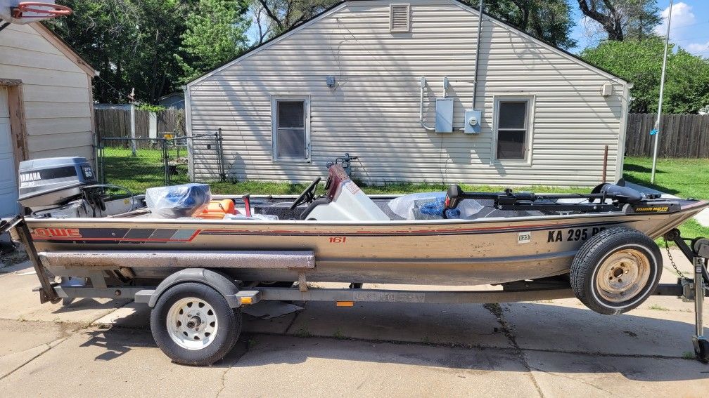 Fishing Boat for Sale in Wichita, KS - OfferUp