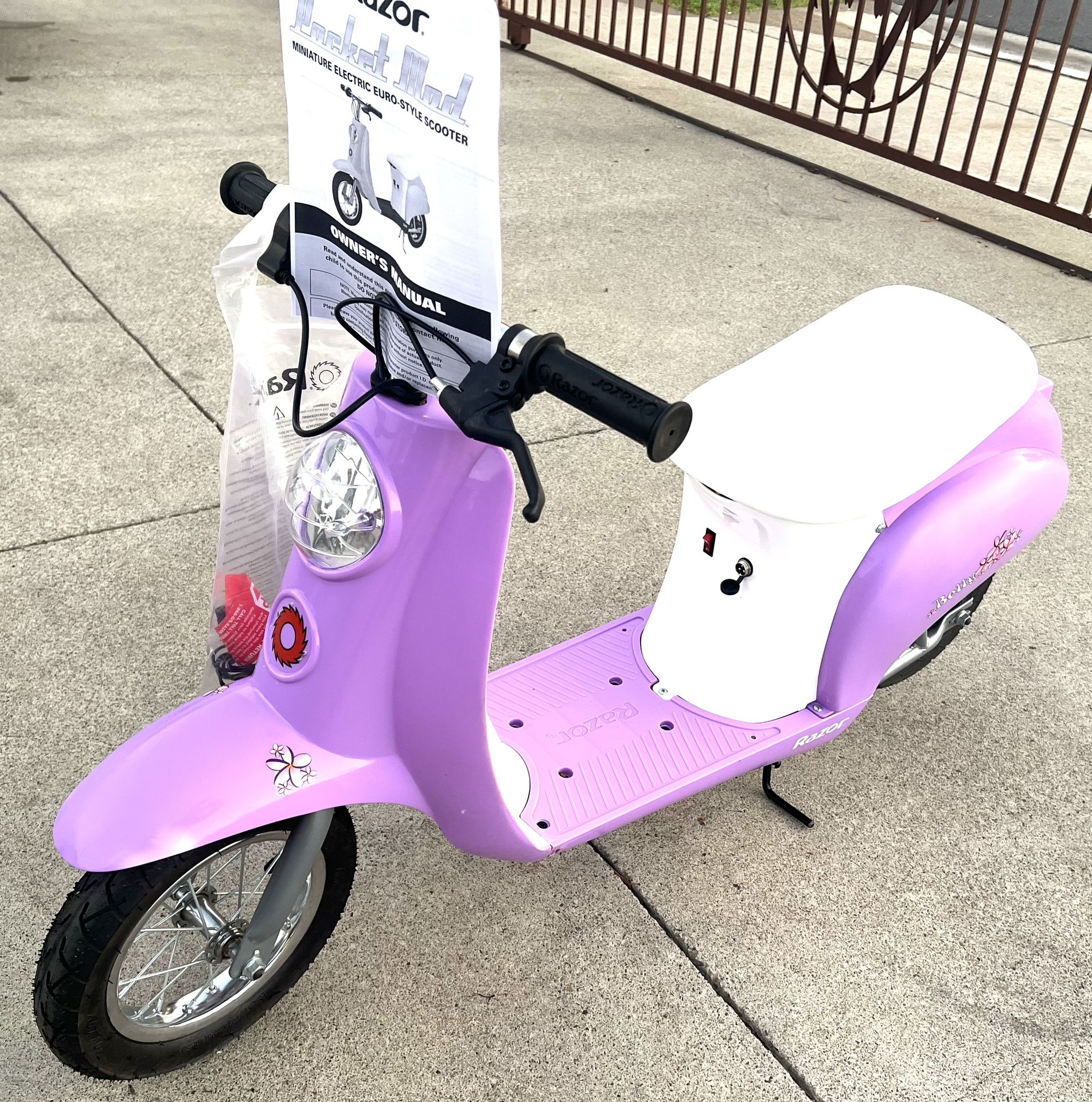 Razor Pocket Mod MoPed 24volt Electric Kid Ride On Car Power Wheels for ...