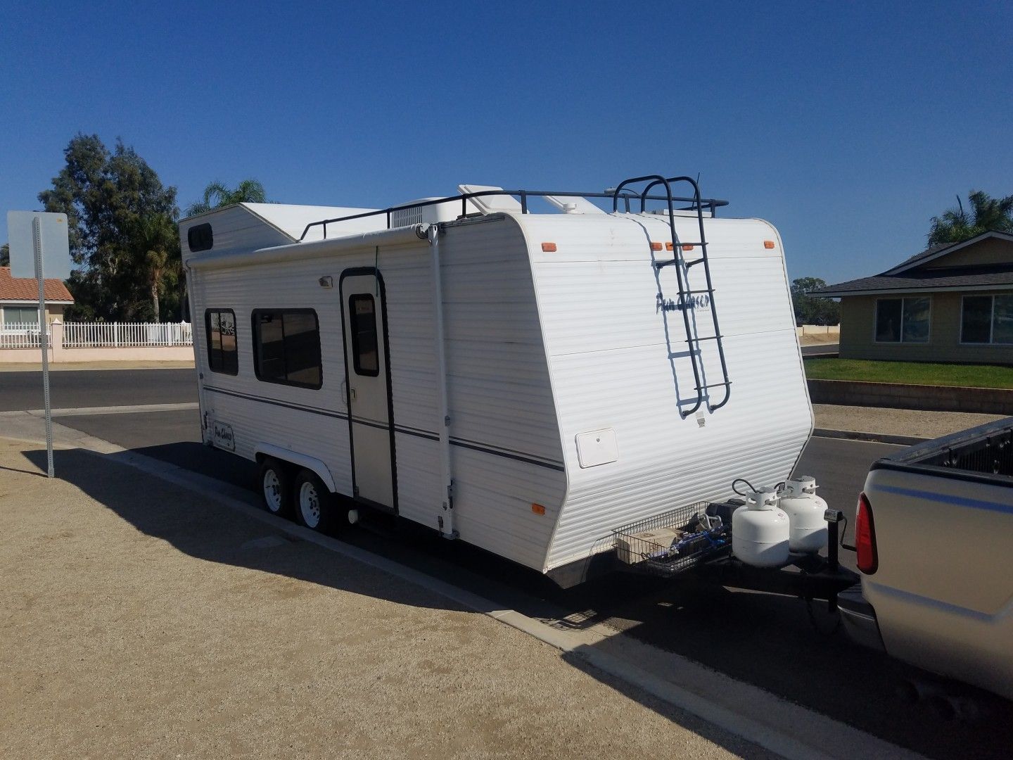1999 20' Carson Fun Runner (Toy Hauler) for Sale in Jurupa Valley, CA ...