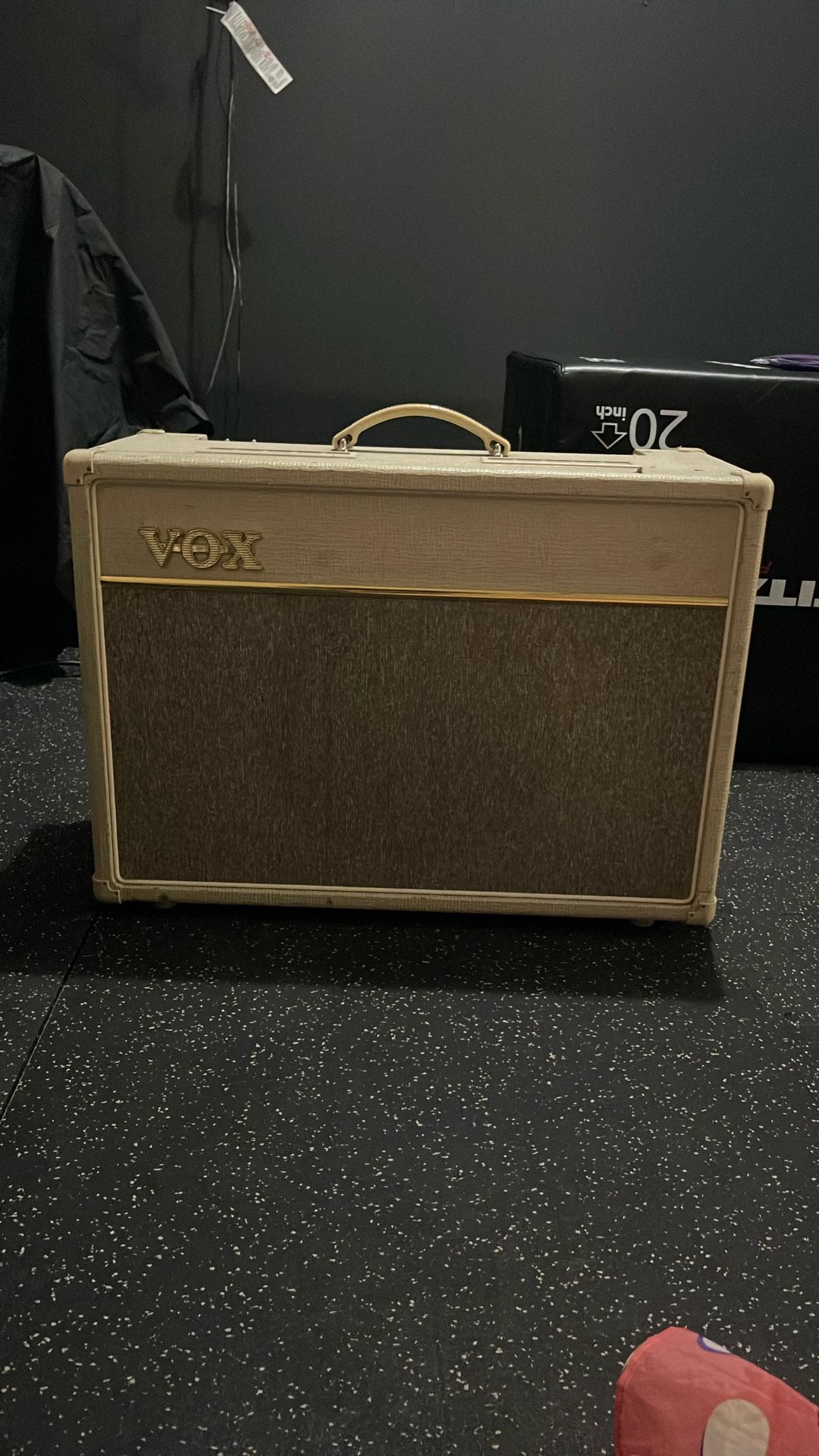 Vox AC 15 Cream for Sale in Las Vegas, NV - OfferUp