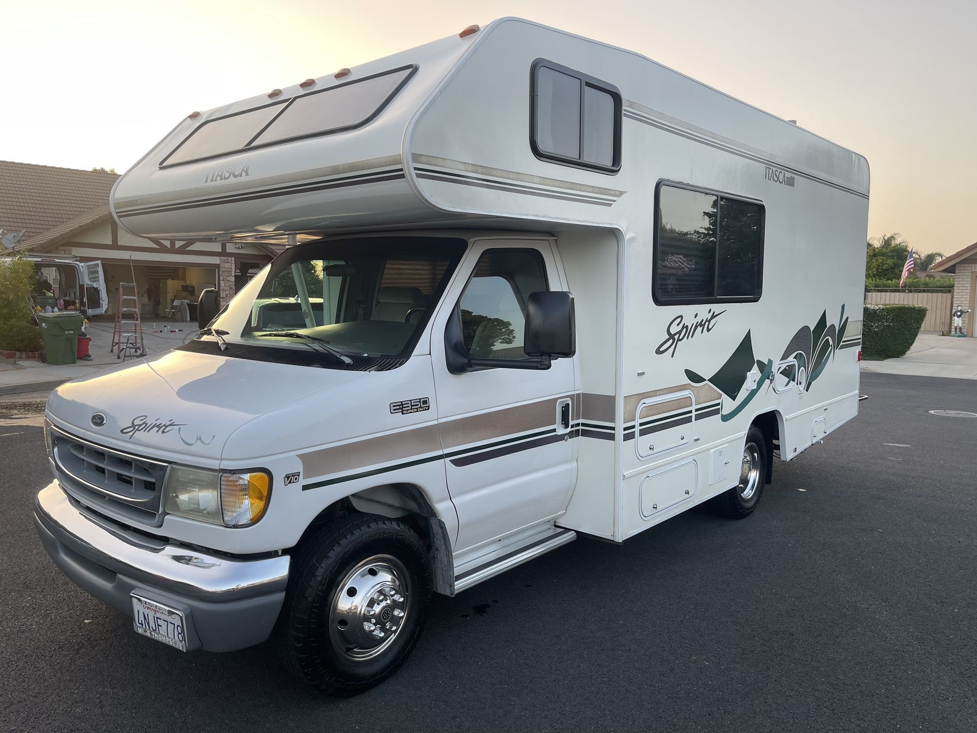 1999 Winnebago Spirit E2 2 for Sale in Moreno Valley, CA - OfferUp