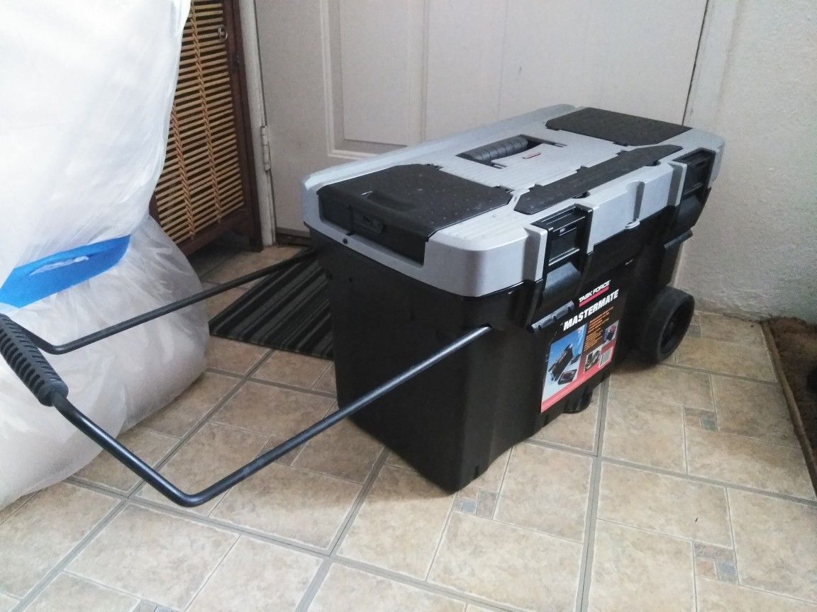 Task force mastermate tool box for Sale in Lodi, CA - OfferUp
