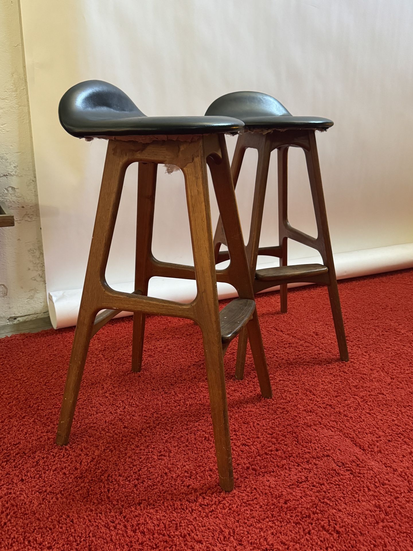 Pair of Vintage Mid-Century Modern Wooden Bar Stools – One to Restore ...