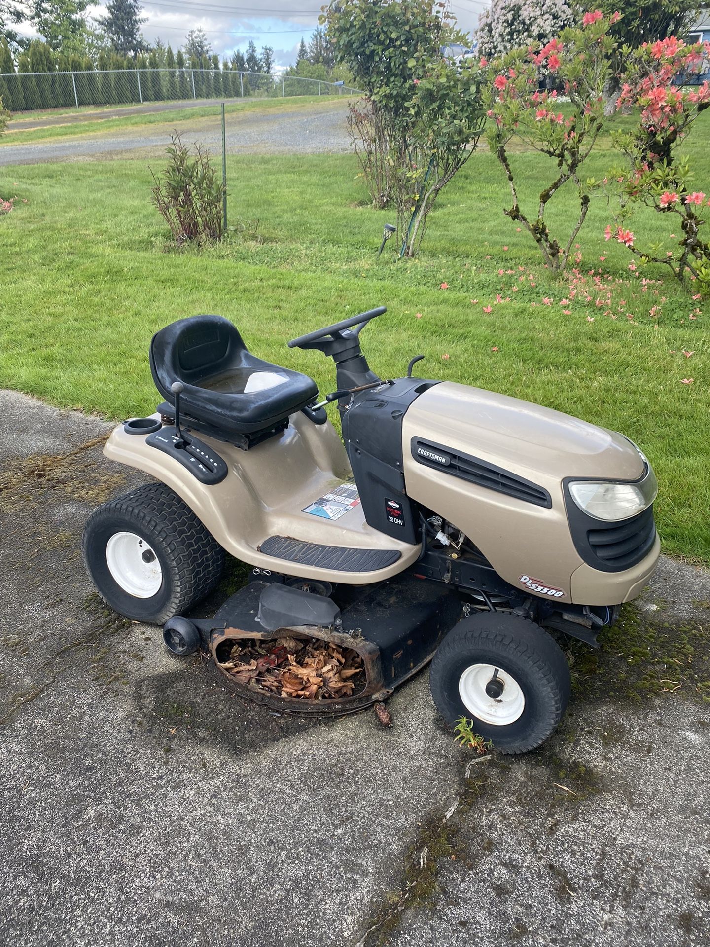 Free Craftsman Riding Lawnmower for Sale in Puyallup, WA - OfferUp