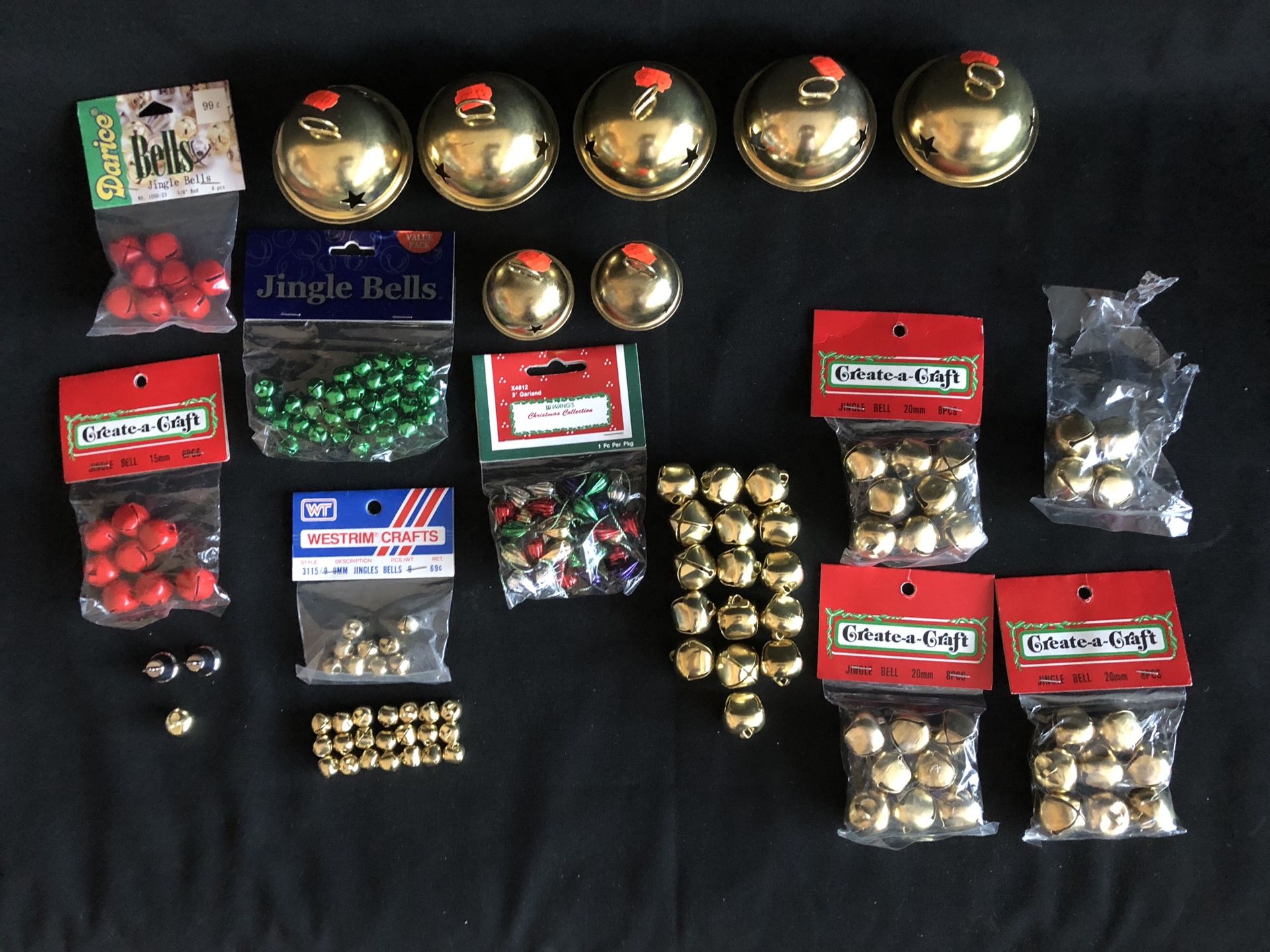 ASSORTED SIZES AND COLORS OF JINGLE BELLS for Sale in Federal Way, WA ...