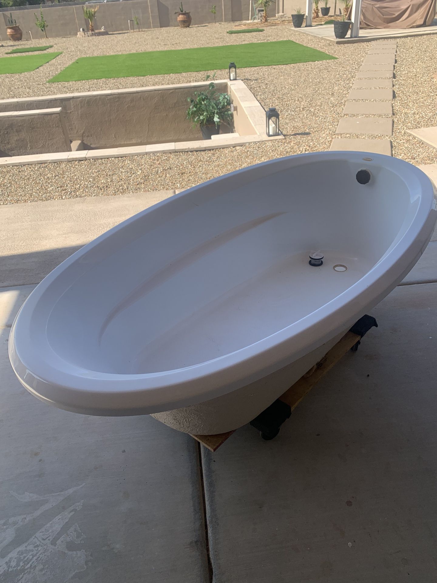 Jacuzzi Tub for Sale in Buckeye, AZ - OfferUp