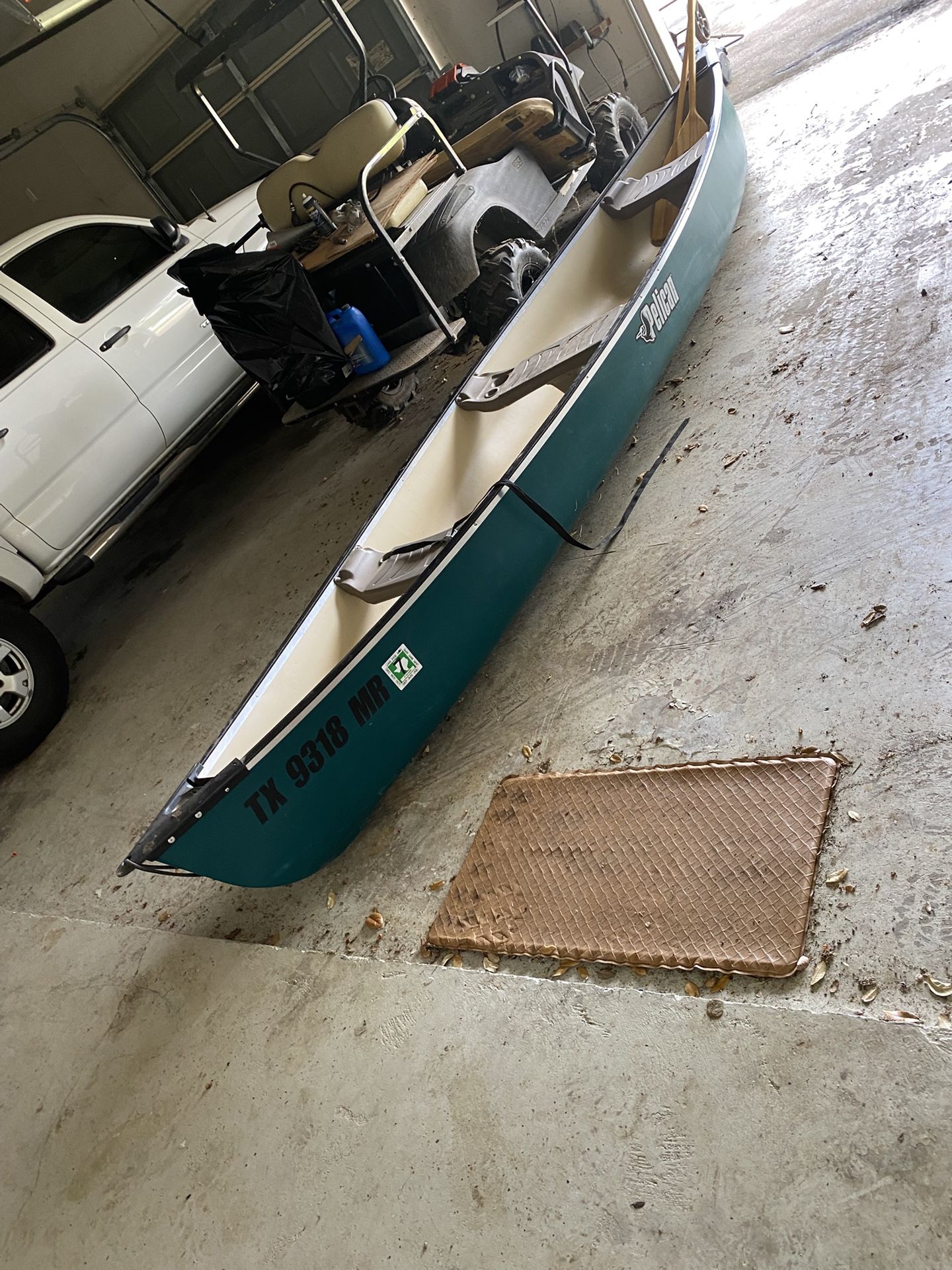Pelican Canoe 15ft6 In Green for Sale in Sealy, TX - OfferUp