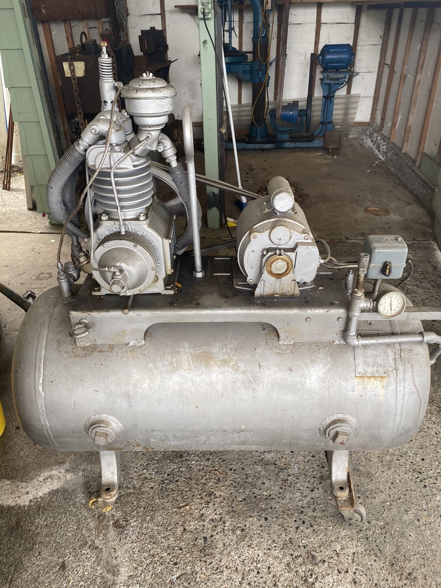 US Army Surplus Champion Air Compressor - 1960’s for Sale in Tacoma, WA ...