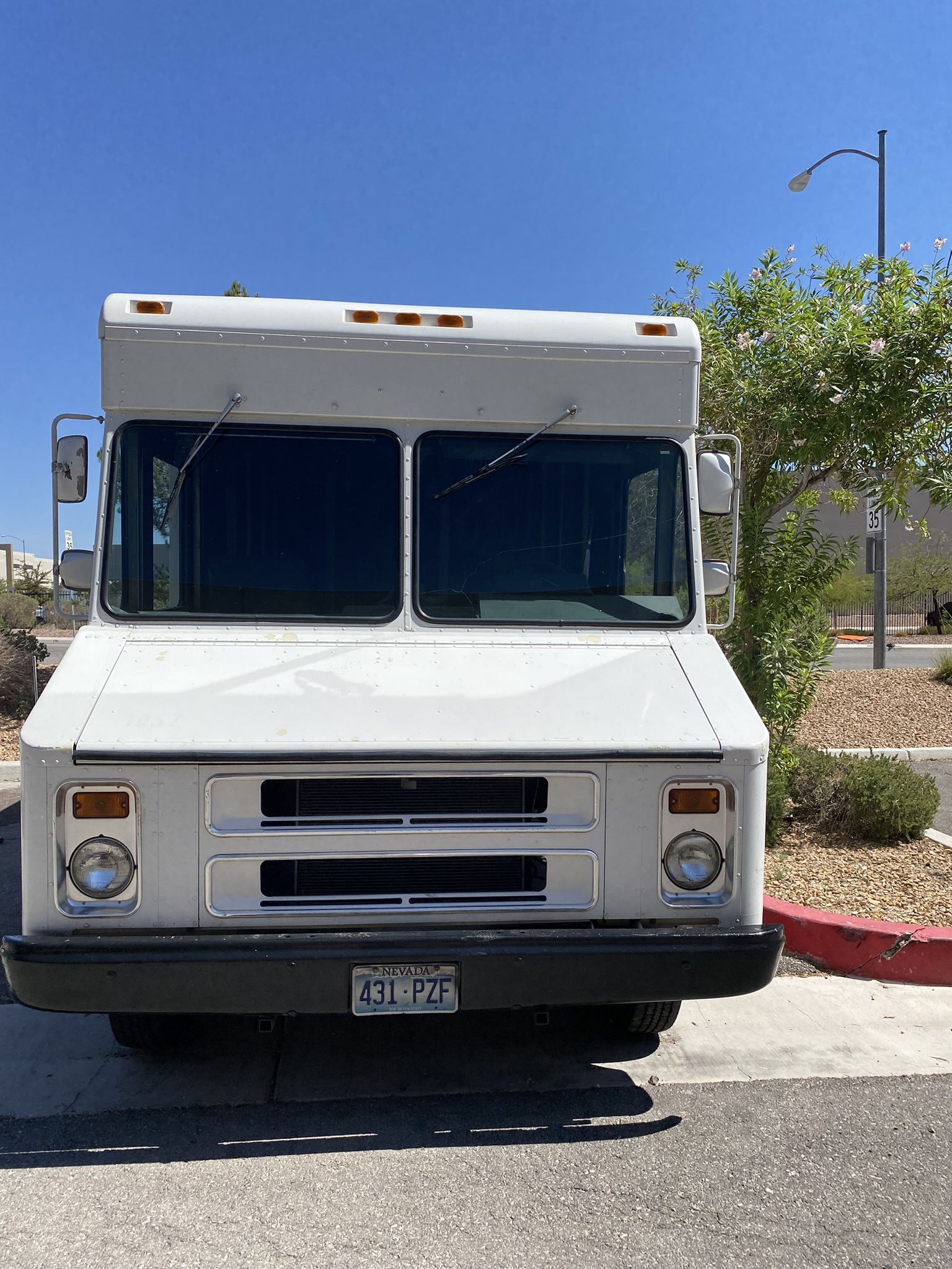 1991 Gmc Box truck for Sale in Las Vegas, NV - OfferUp