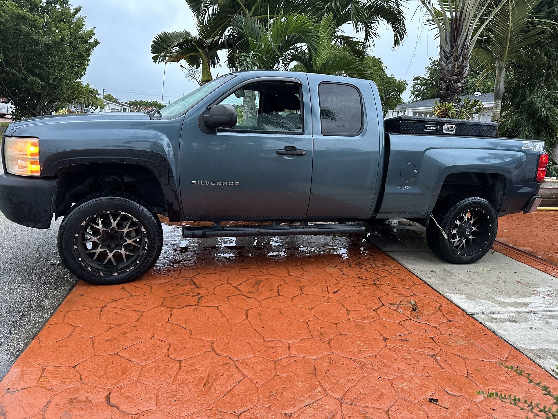 Chevy Silverado Truck for Sale in Miami, FL - OfferUp