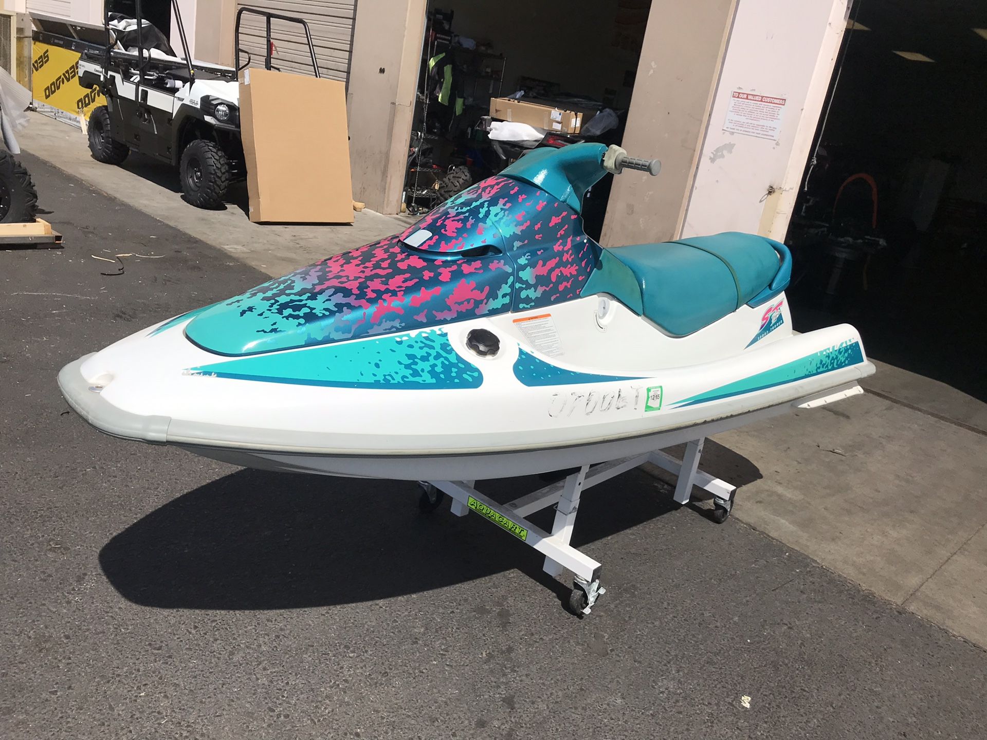 Kawasaki jet ski 750 2 stroke 750cc jetski 3 person sit down with ...