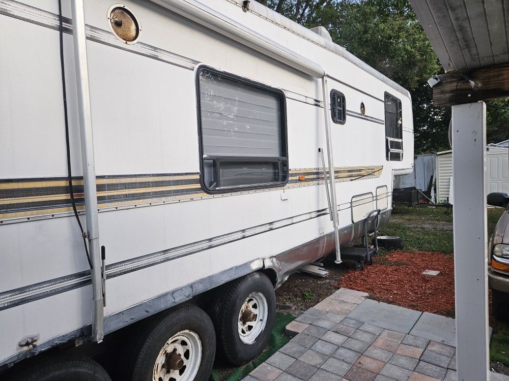 38 Foot Camper for Sale in Gulfport, FL - OfferUp