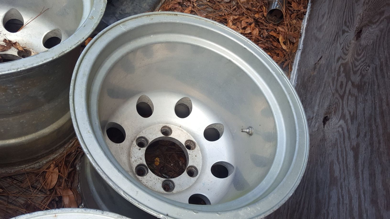 15x14 Chevy 6 lug rims for Sale in Morriston, FL - OfferUp