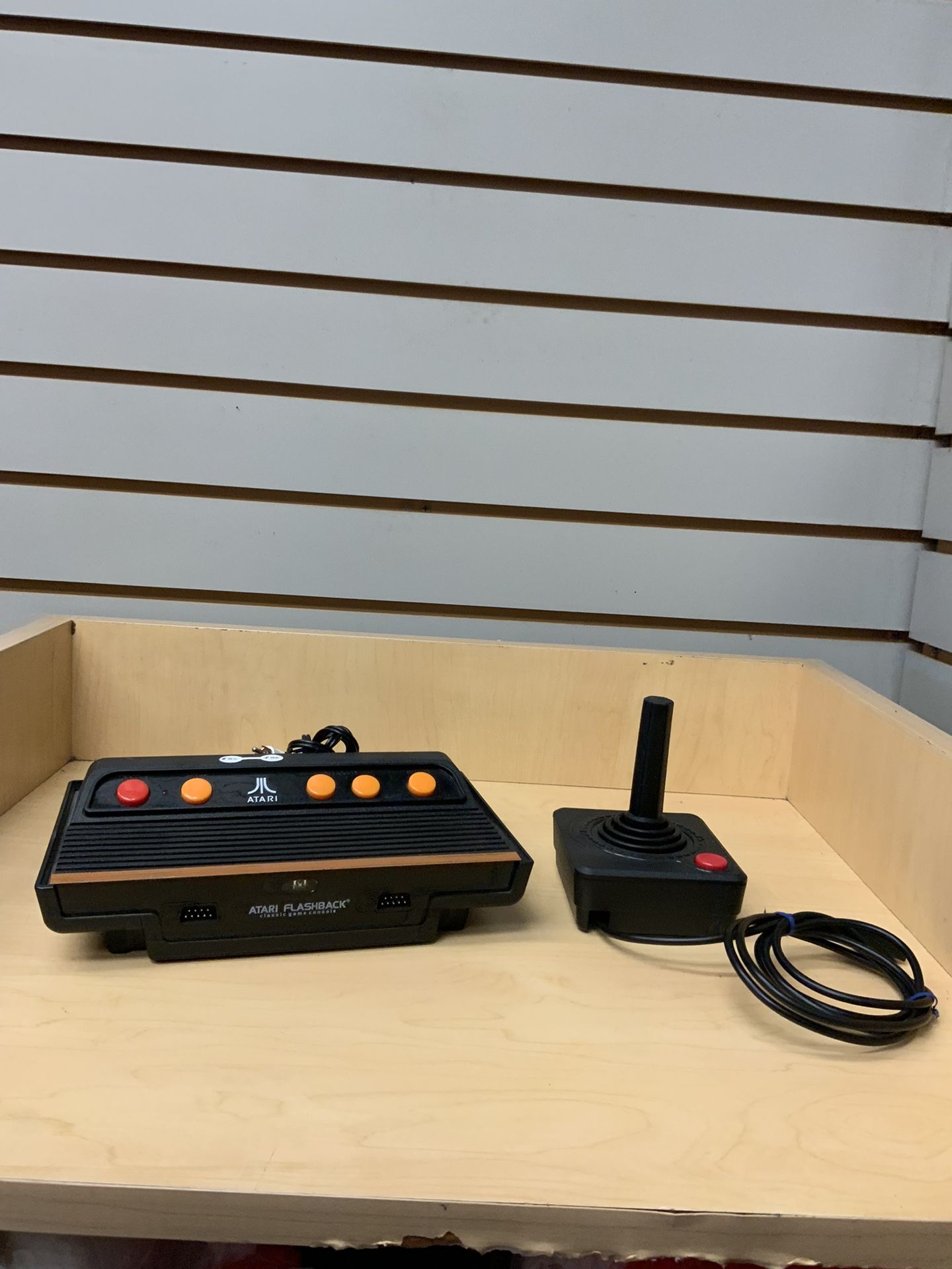 Atari Flashback Retro Console Built-in Games 1200 1 Controller for Sale in Long Beach, CA - OfferUp