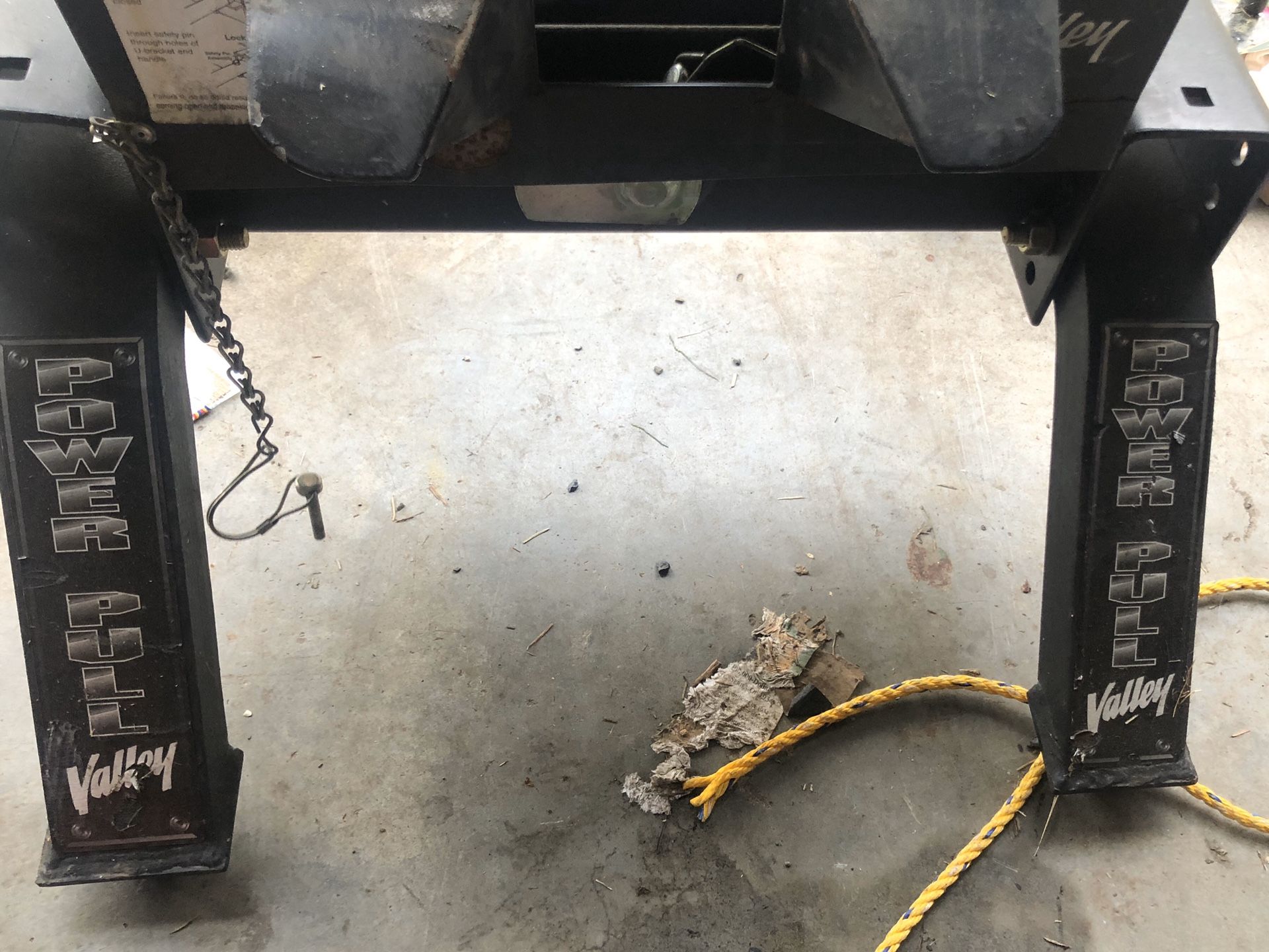 Power Pull 5th Wheel hitch for Sale in Bonney Lake, WA - OfferUp