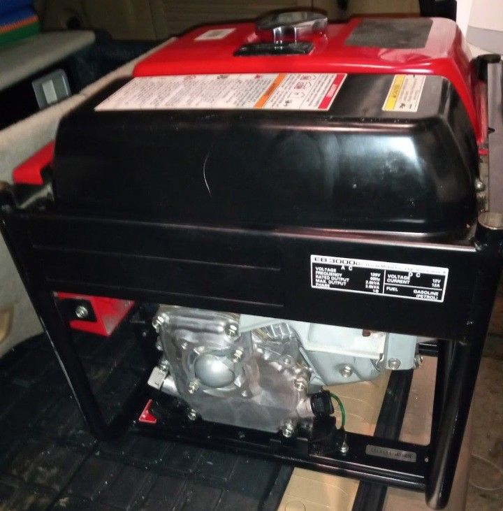 Honda Genrator eb3000c for Sale in Seattle, WA - OfferUp