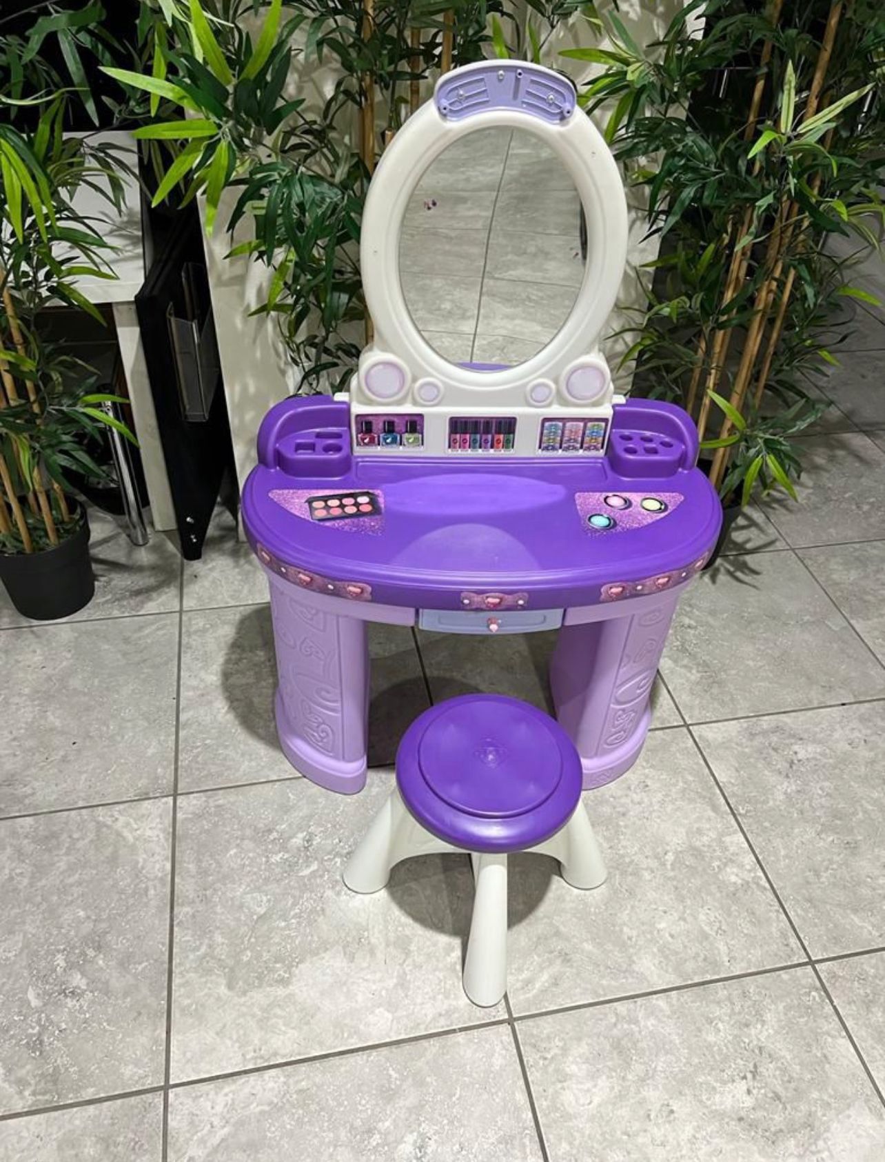 Step2 pretty & posh vanity with stool store