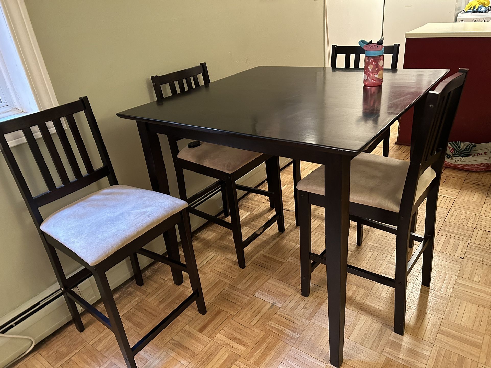 High Table And Chair Set for Sale in Chicago, IL - OfferUp