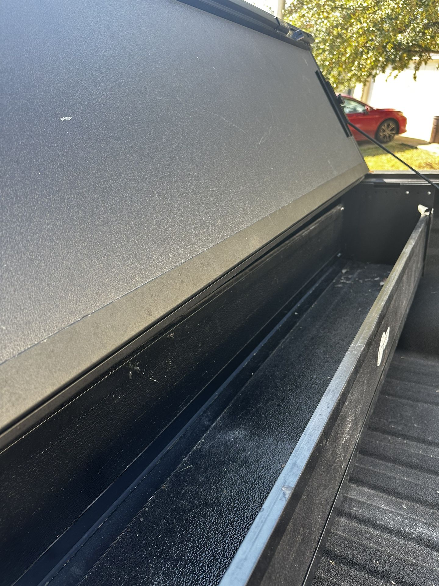 Bak Flip Tonneau Truck Bed Cover W/ Tool Box for Sale in Schertz, TX ...