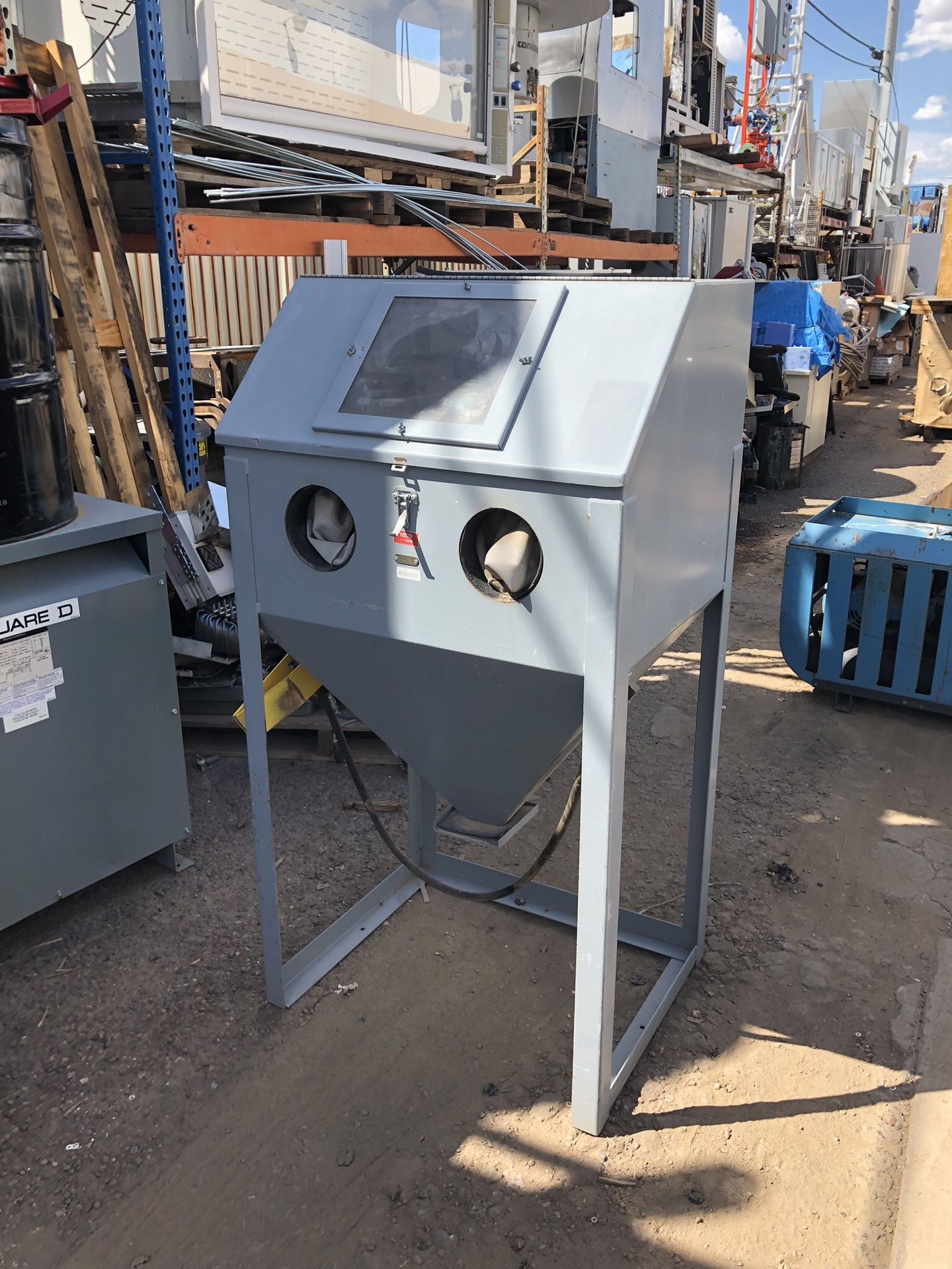 Dayton 3Z849 Sand/Bead Blaster Cabinet (Blasting) for Sale in Phoenix ...