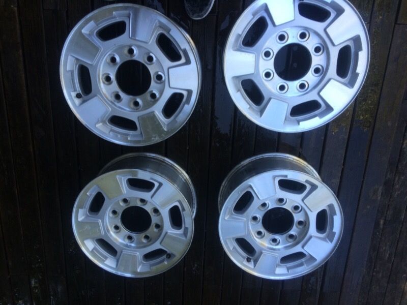 3/4 ton rims 8 lug 17 inch! 61/2 inch pattern from middle diameter of ...