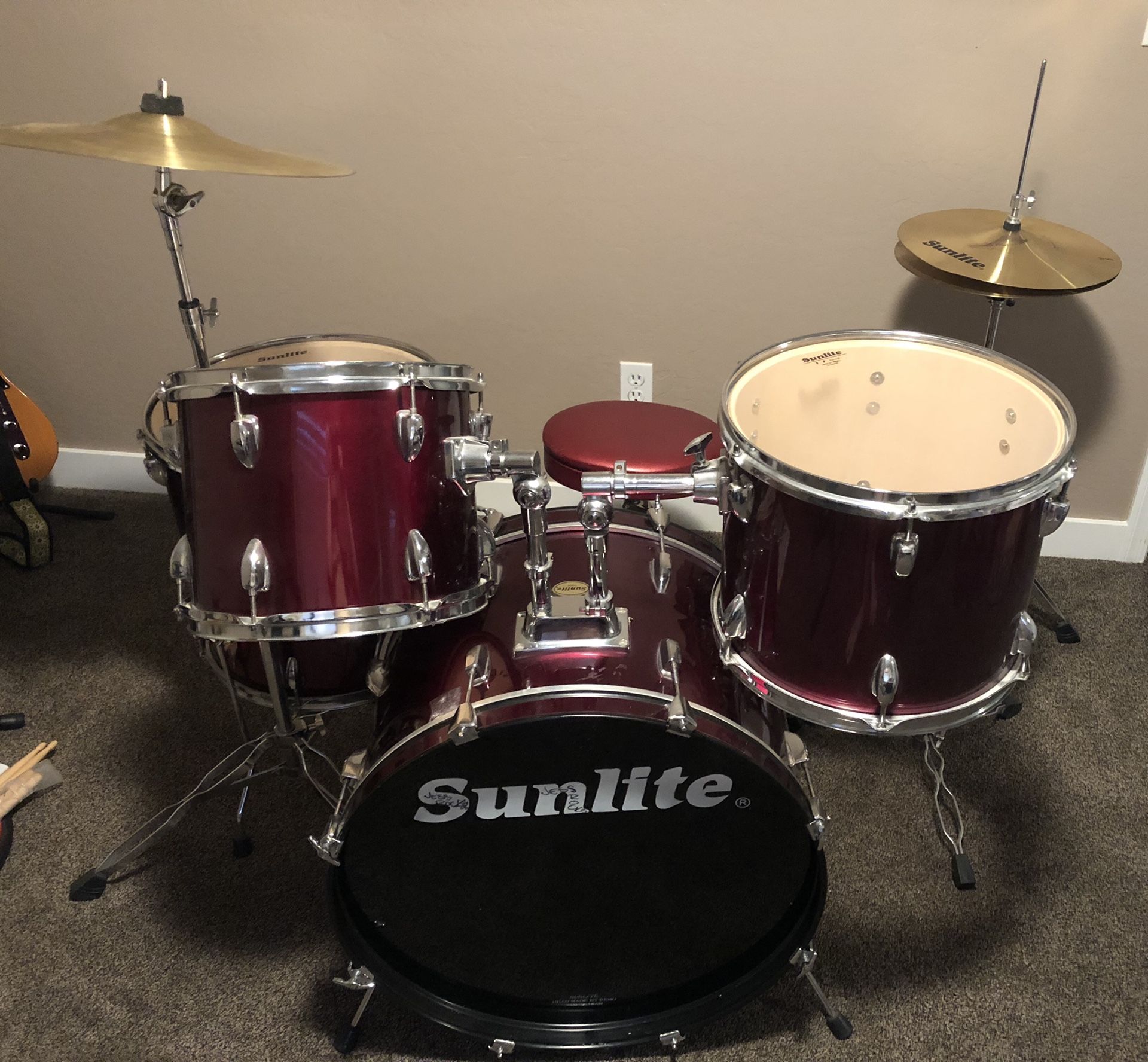 Sunlite 7 Piece Drum Set for Sale in Tempe, AZ - OfferUp