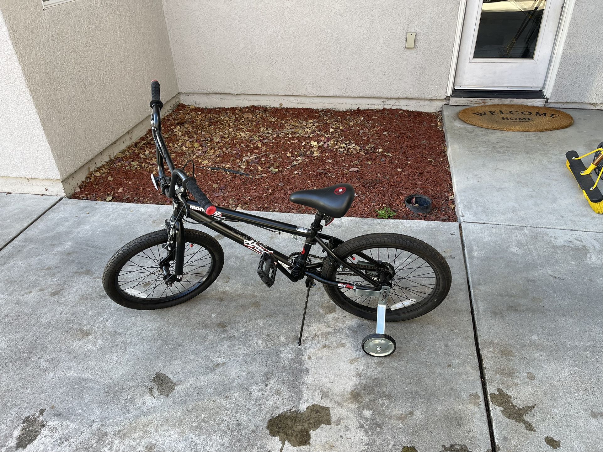 Mongoose Brawler Bike Black 20 Inch for Sale in Sacramento, CA - OfferUp