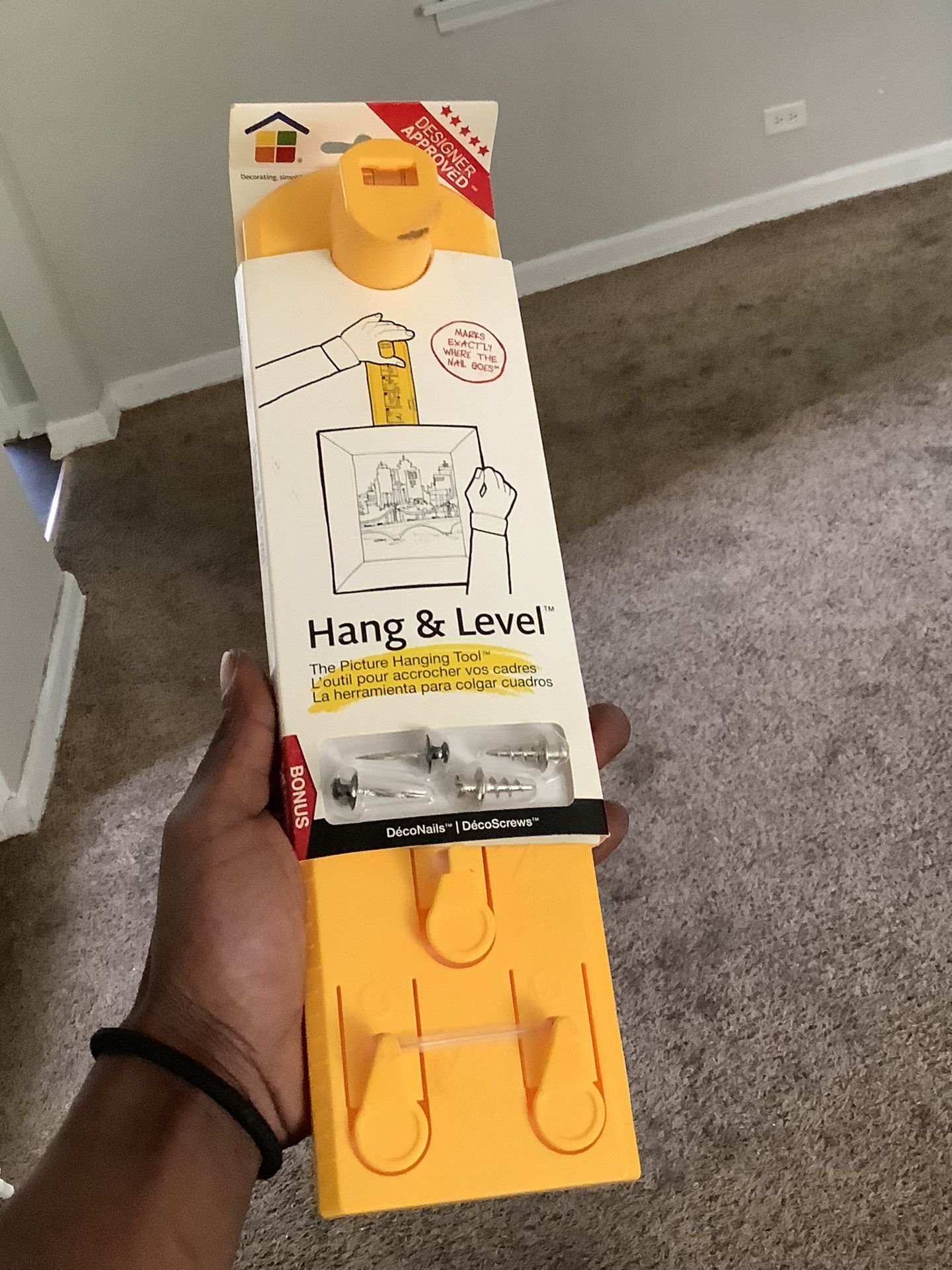 Hang & Level Tool for Sale in Hazel Crest, IL - OfferUp