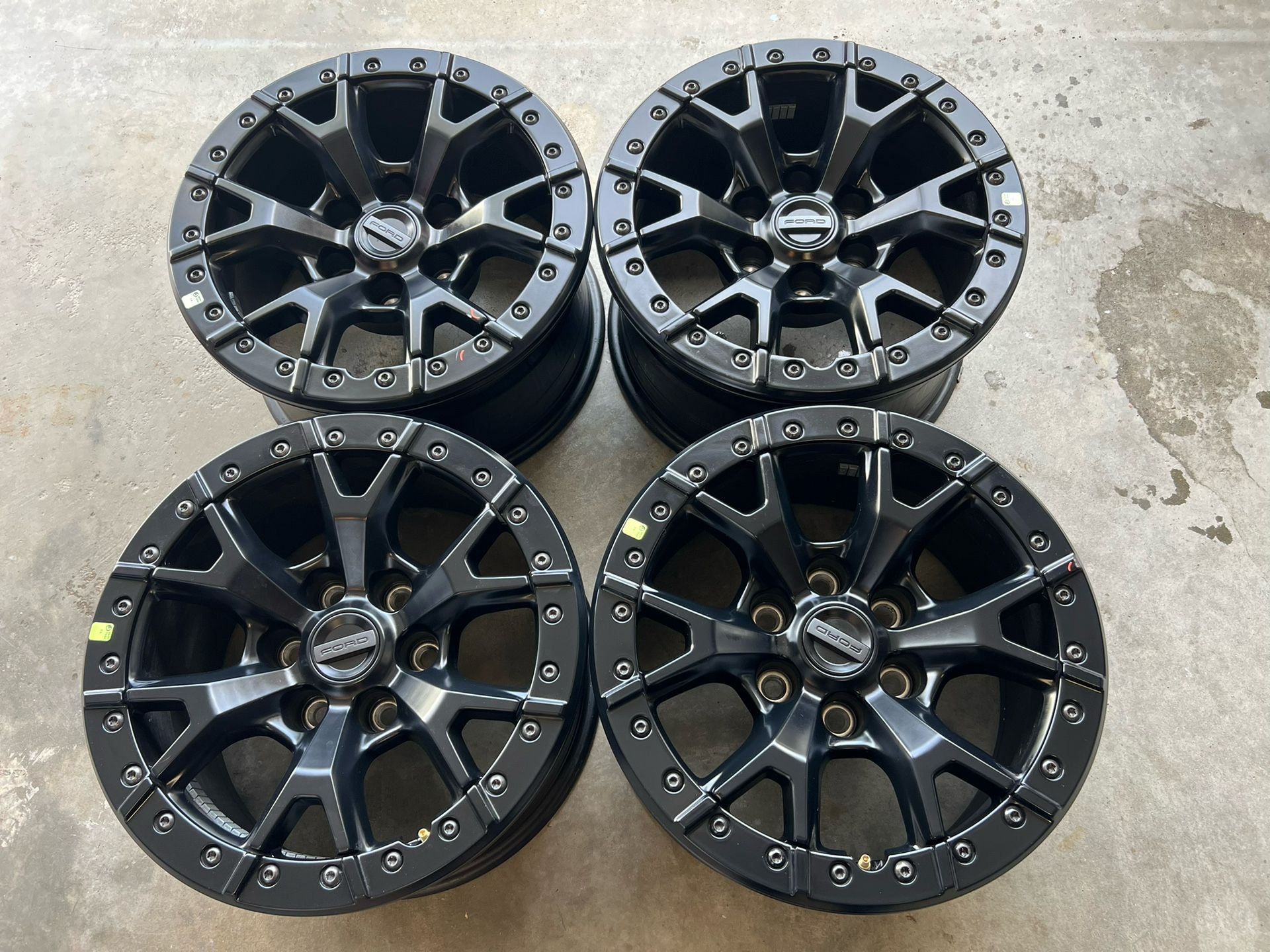 2023 17” Ford Raptor R Bead Lock Factory Wheels for Sale in San Diego ...