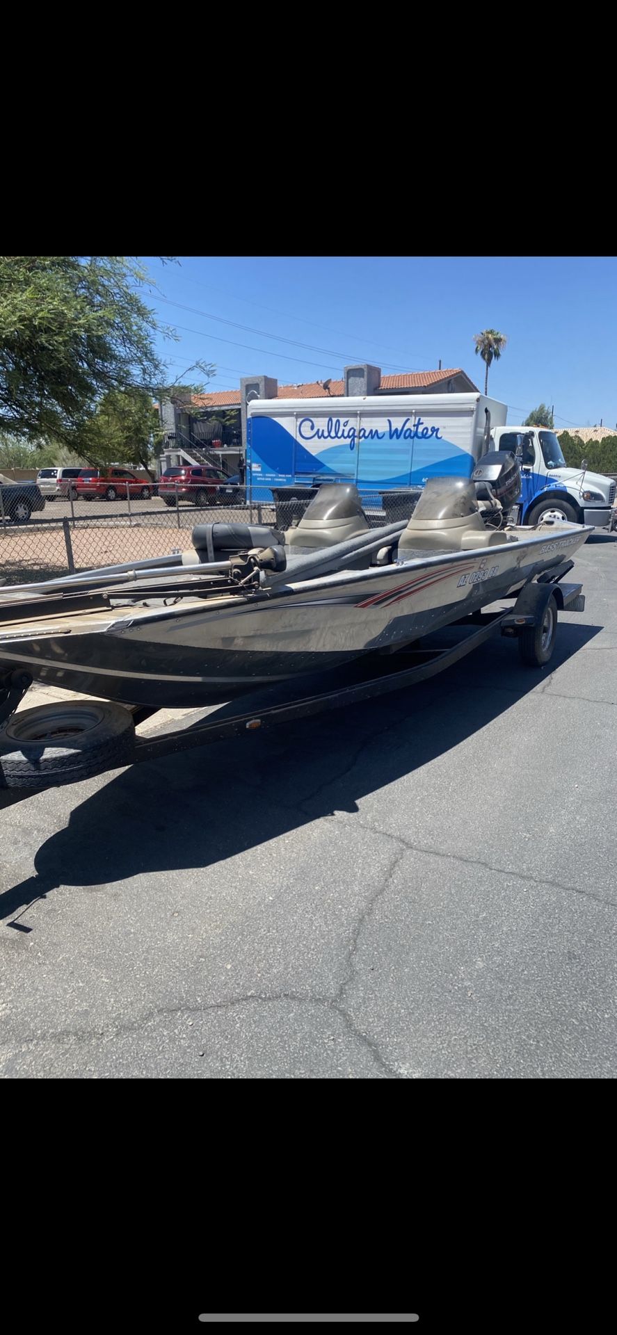 Bass tracker 18’ for Sale in Chandler, AZ - OfferUp